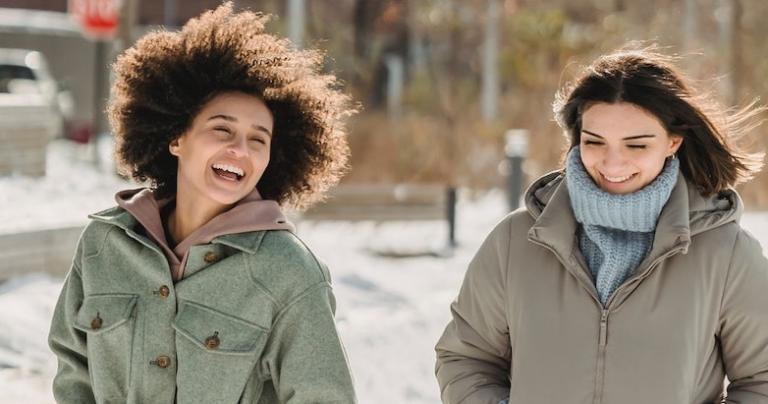 7 Ways You Can Help Your Neighbors This Winter | Oscar Collins