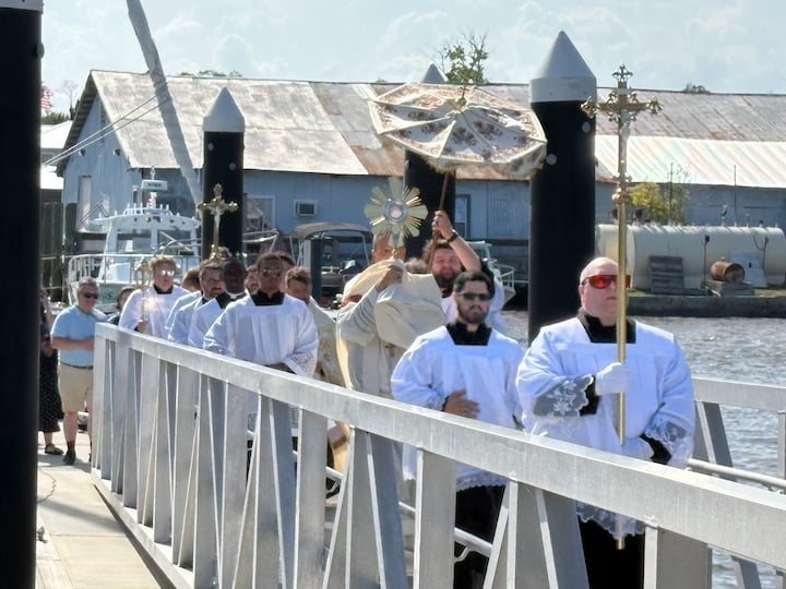 National Eucharistic Pilgrimage Visits Savannah | Father Pablo Migone